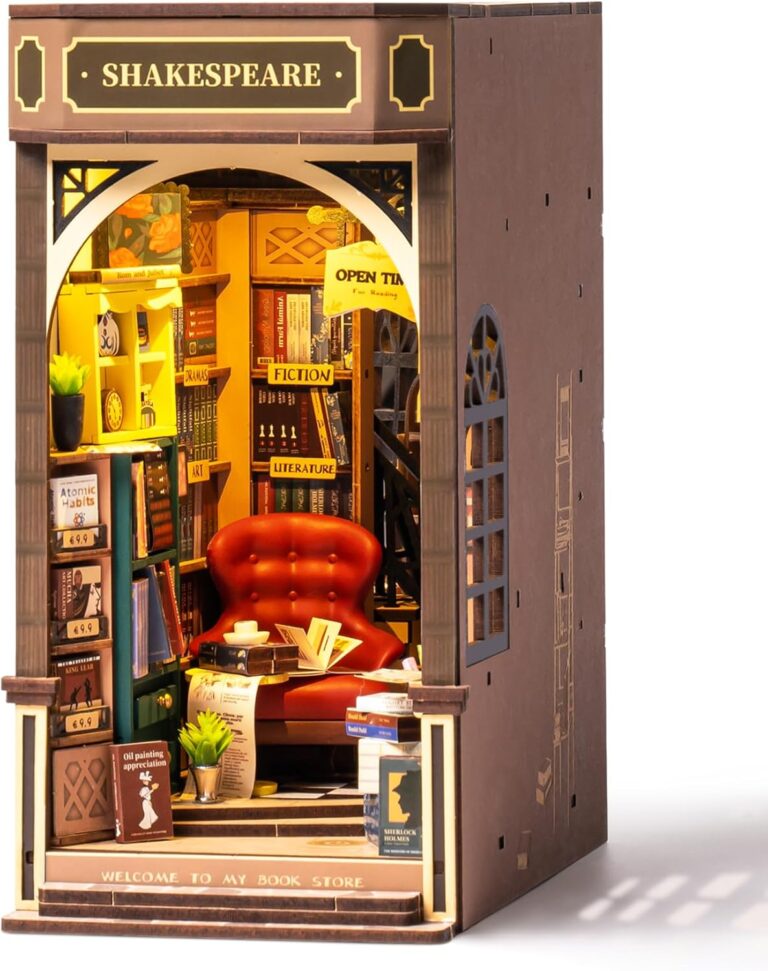 Holiday Shakespeare Gifts Guide 2025 | Shakespeare Geek
